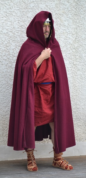 “All I wanted was a cloak!” Part I: The research. – Anna's New Rome